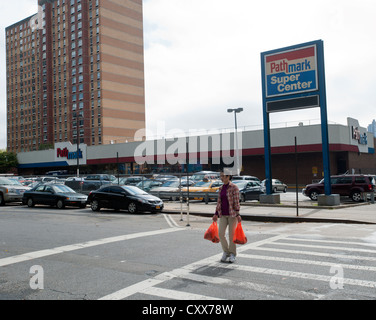 Pathmark supermarket on the Lower East Side of New York Stock Photo ...