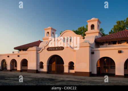 Modesto Transit Station, Modesto, California Stock Photo - Alamy