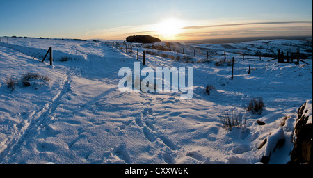 Cown Edge/Coombes Edge at sunset in winter Stock Photo - Alamy
