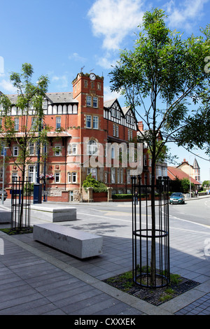 Colwyn Bay North Wales is a town, community and seaside resort in Conwy ...