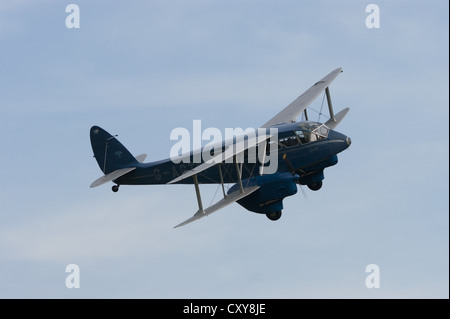 Avro Anson aircraft cockpit Stock Photo - Alamy