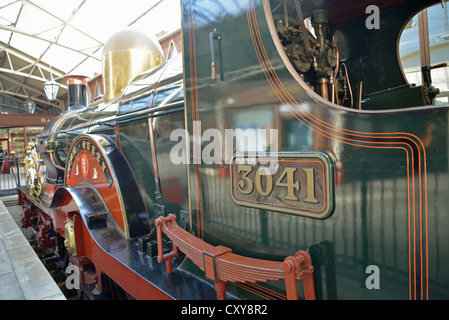 Royal Coat of Arms, 'The Queen' Steam Locomotive, Royal Windsor Station ...