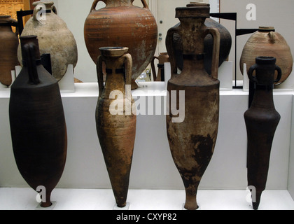 Roman Amphora, The British Museum, London Uk Stock Photo - Alamy