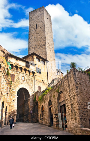 Arch and Tower of the Becci, San Gimignano, Siena, Tuscany, Italy Stock ...