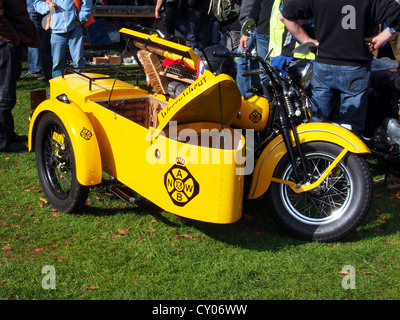 Hollandia's ANWB zijspan with Harley Davidson Liberator 750 CC Stock ...