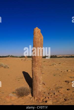 Al-rajajil Standing Stones - Saudia Arabia Stock Photo - Alamy