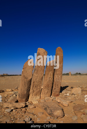 Al-rajajil Standing Stones - Saudia Arabia Stock Photo - Alamy