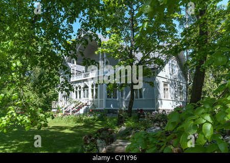 Traditional Finnish wooden house Stock Photo: 2646689 - Alamy