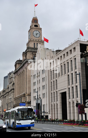 Old buildings in Waitan of Shanghai in black and white Stock Photo - Alamy