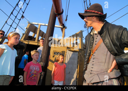 The Plimoth Plantation Museum in Plymouth Massachusetts where actors ...
