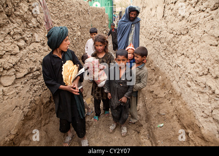 Afghan family living as displaced people in a slum in kabul Stock Photo ...