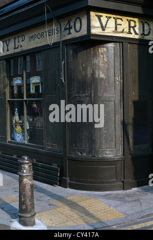 verde and company. spitalfields shop. wooden shop front Stock Photo - Alamy