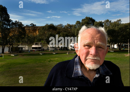 old man WW2 veteran Stock Photo - Alamy