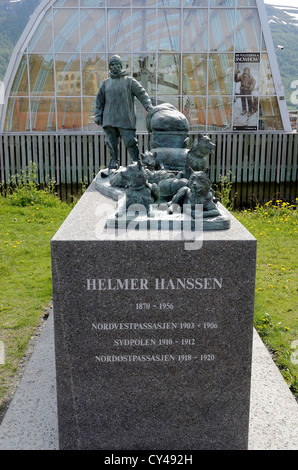 STATUE OF HELMER HANSSEN IN TROMSO. NORWAY. SCANDINAVIA Stock Photo - Alamy