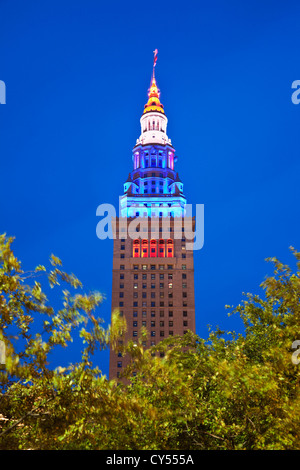 Terminal Tower at night Cleveland Stock Photo - Alamy