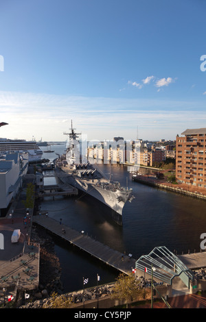 US Navy battleship USS Wisconsin docked at the Nauticus in Norfolk ...