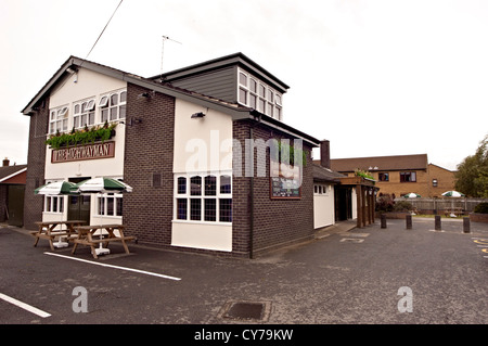 the highwayman pub bar Stock Photo - Alamy