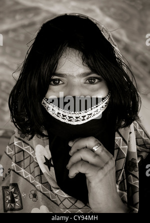 Rashaida Tribe Woman Near Massawa, Eritrea Stock Photo - Alamy