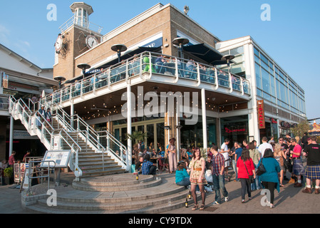 Wales, Cardiff Bay, redeveloped area of restaurants, bars, pubs and ...