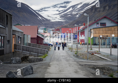 Spitsbergen, Svalbard, Longyearbyen, village Stock Photo - Alamy