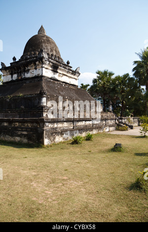 Stupa of the Temple Vat Aham in Luang Prabang, Laos Stock Photo - Alamy