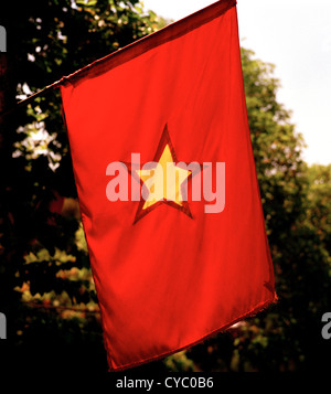 Vietnamese flag in the town of Hoi An Stock Photo - Alamy