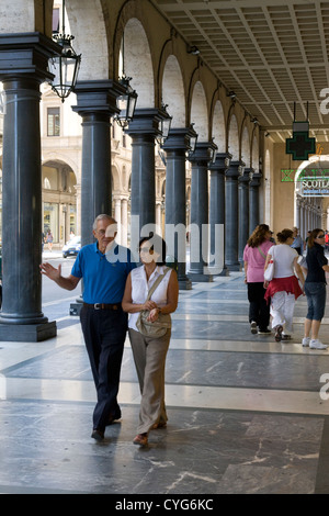 Colonnaded walkway of the Via Roma, Turin, Italy Stock Photo - Alamy