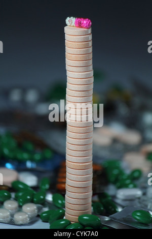 Pills arranged in cross shape, close-up Stock Photo - Alamy