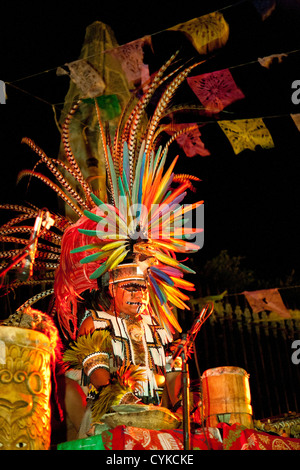 Man dressed as Aztec warrior Stock Photo - Alamy