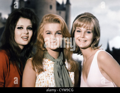 THE PLEASURE SEEKERS (1964) PAMELA TIFFIN, ANN MARGRET, CAROL LYNLEY ...