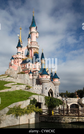Cinderella's castle at Euro Disney in Paris, France Stock Photo - Alamy