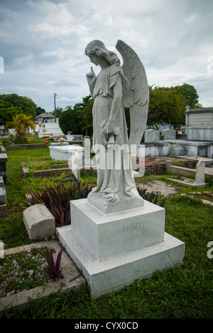 Angel Key west cemetery grave marker Florida Stock Photo - Alamy