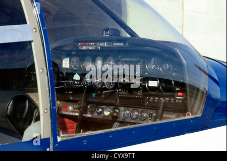 A Robin DR400/120 Petit Prince light aircraft departs Headcorn ...