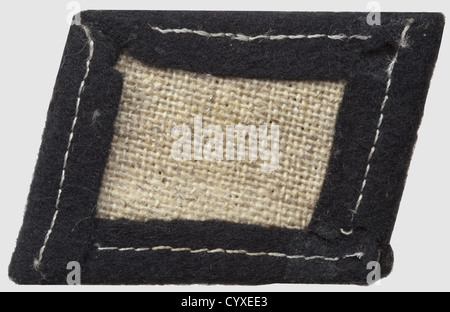 Collar patch for the 21th SS-division "Skanderbeg", of black wool Stock ...