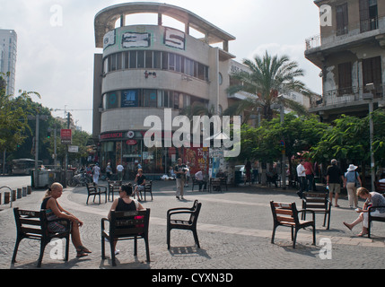 Tel Aviv, Israel, life in the main roads Stock Photo - Alamy