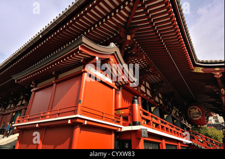 The roof of the main hall of Senso-Ji Temple with Tokyo Skytree in the ...