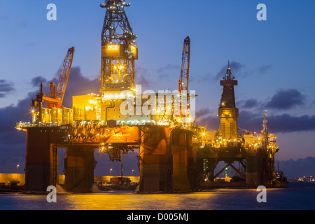 Drilling platform 'West Hercules' in Puerto de La Luz, Las Palmas, Gran ...