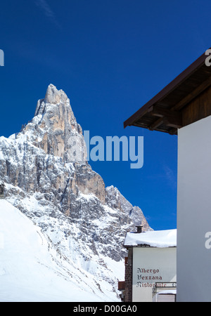Pale di San Martino mountain range at sunset, Canali Valley, Dolomites ...
