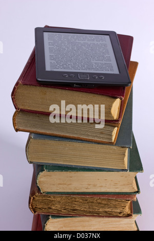 old amazon kindle electronic book readers with low battery symbol ...