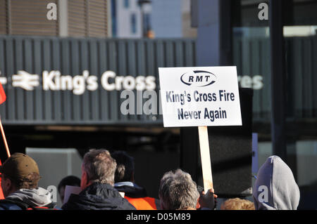King's Cross Fire Stock Photo - Alamy
