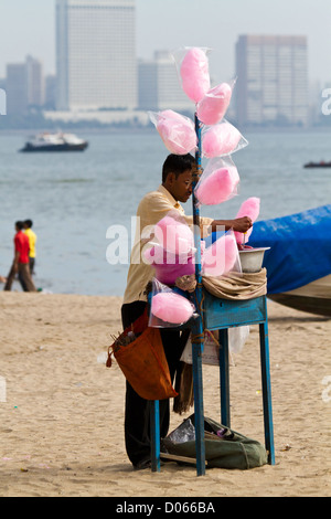 Man selling Candy Floss on Chowpatty Beach in Mumbai, India Stock Photo ...