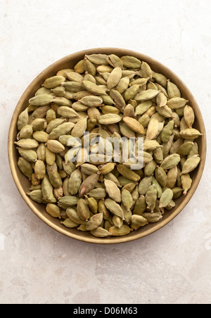 Cardamom Pods And Seeds Stock Photo - Alamy