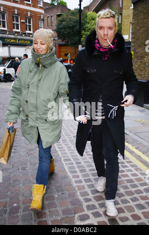 Natalie Appleton and Liam Howlett go shopping together at Urban ...