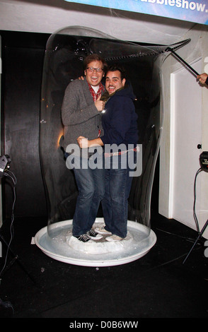 Jeff Hiller and Greg Hildreth Cast members from the Broadway musical ...