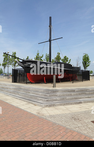 The replica of the Paddle Steamer Comet boat in Port Glasgow town ...