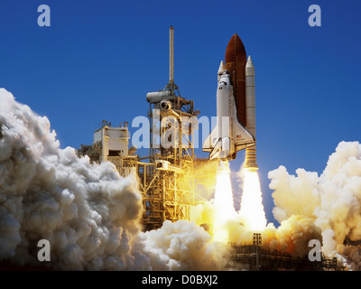 Shuttle Discovery Clears the Tower at Launch Stock Photo - Alamy