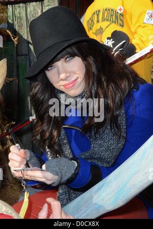 Carly Rae Jepsen in attendance for 2012 Macy's Thanksgiving Day Parade ...