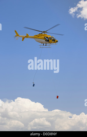 Rappelling From a Helicopter Stock Photo - Alamy