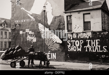 Mural, in Beechmount Avenue, West Belfast, centenary of the Fianna ...