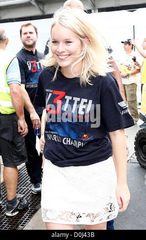 Sebastian Vettel and his girlfriend Hanna Prater at the La Liga match ...